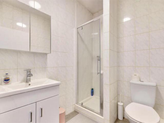 1 bedroom house share for rent in St. Marys Square, Ealing, W5
