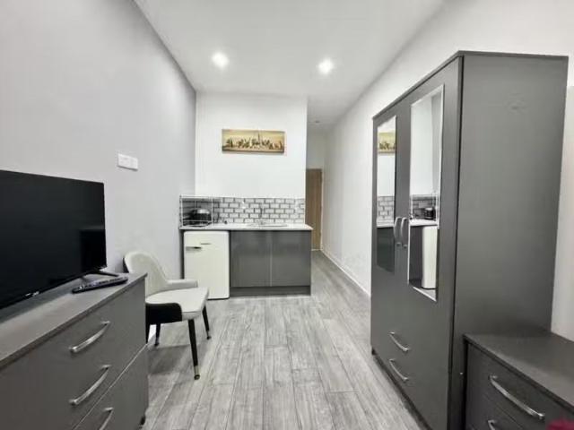 1 bedroom house share for rent in St. Pauls Road, Birmingham.