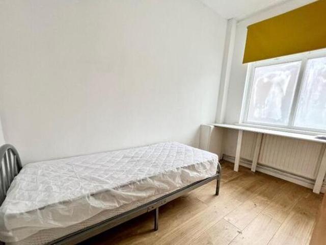 1 Bedroom House Share For Rent In Stoke on trent