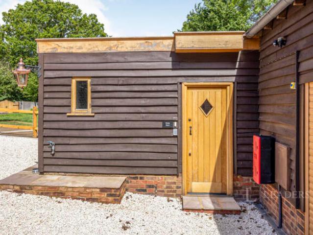 1 bedroom house share for rent in Stringers Common, Jacob's Well, Guildford, GU4