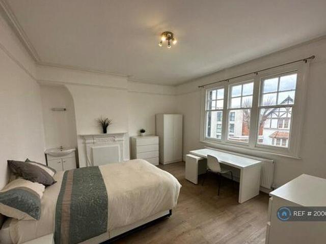 1 Bedroom House Share For Rent In Surbiton