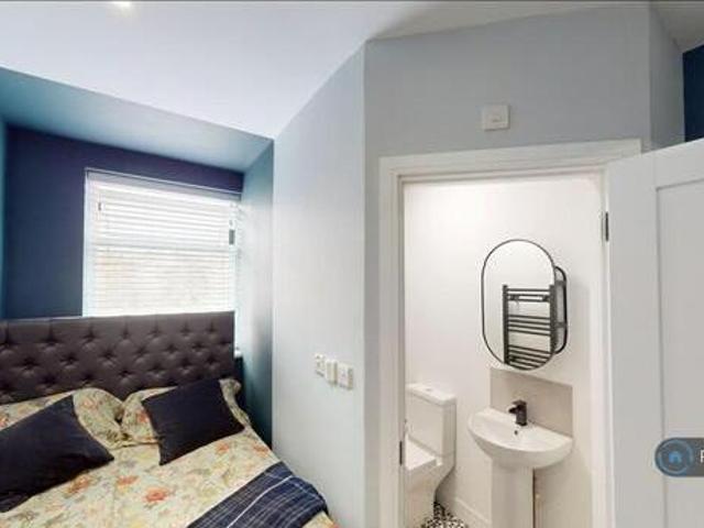 1 Bedroom House Share For Rent In Swinton, Manchester