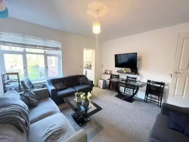 1 bedroom house share for rent in Park Hill Road, Harborne, BI.