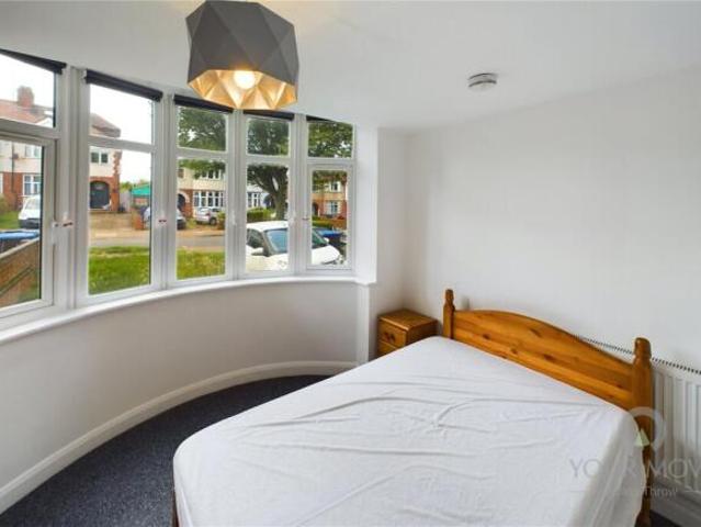 1 bedroom house share for rent in Parkfield Avenue, Northampton, NN4