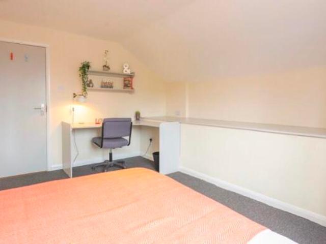 1 bedroom house share for rent in Plymouth Avenue, BN2