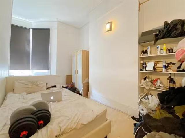 1 bedroom house share for rent in Preston Road BILLS INC BED.