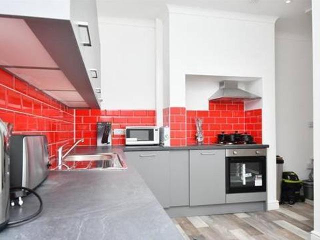 1 bedroom house share for rent in Prince Street Burnley BB11