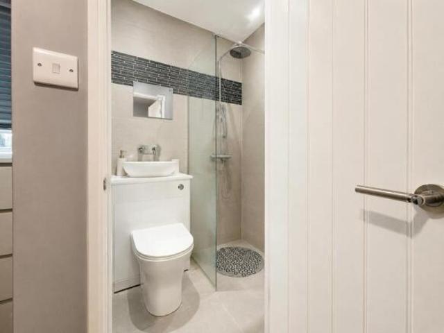 1 bedroom house share for rent in Queen Anne Avenue, BR2