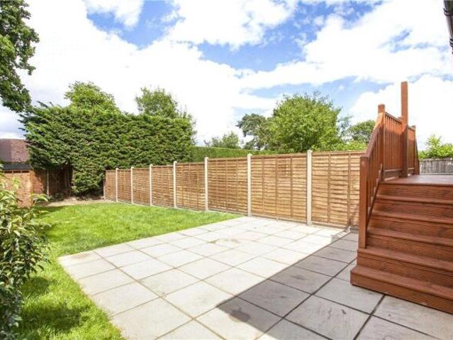 1 bedroom house share for rent in Queen Eleanors Road, Guildford, Surrey, GU2