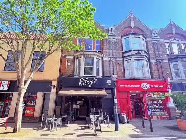 1 bedroom house share for rent in Queen Street, Ramsgate, CT11