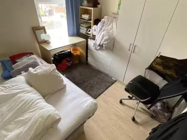 1 bedroom house share for rent in Queen Street, Treforest, CF37