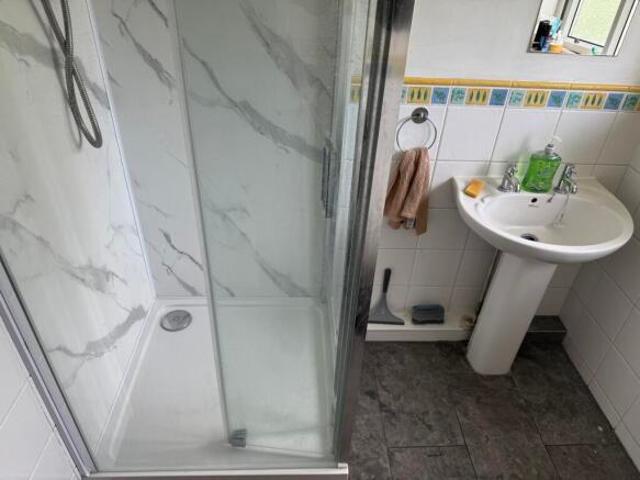 1 bedroom house share for rent in Queens Avenue, Canterbury, CT2