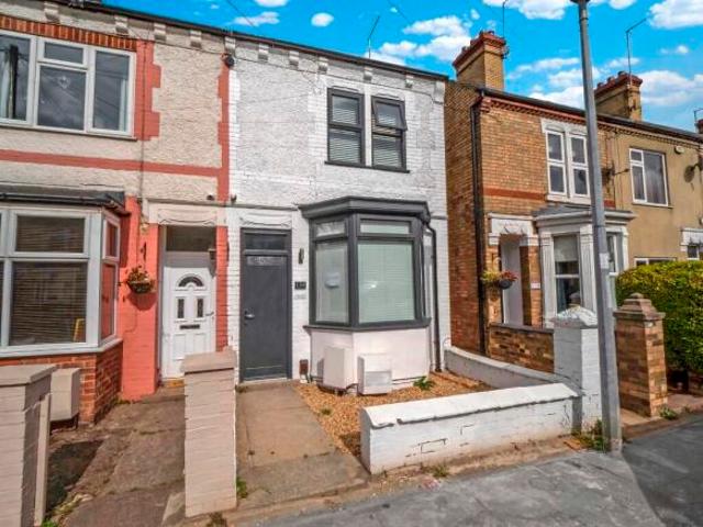 1 bedroom house share for rent in Queens Walk, Peterborough, PE2