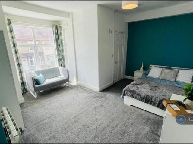 1 bedroom house share for rent in Queens Walk, Peterborough, PE2