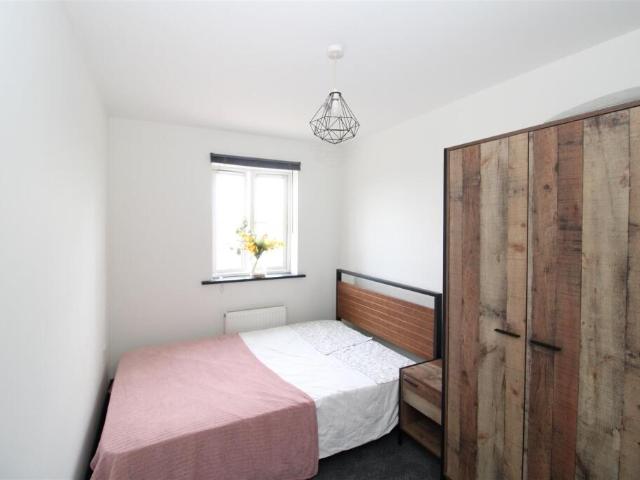 1 bedroom house share for rent in Royal Crescent, Exeter, EX2