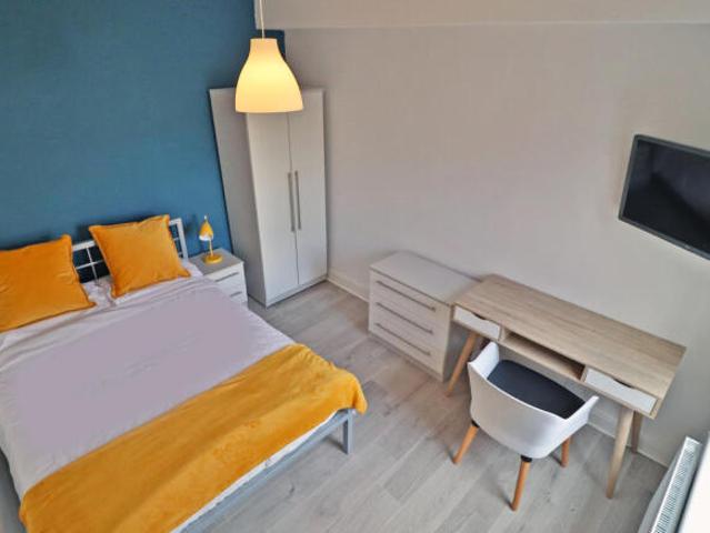 1 bedroom house share for rent in Room 4, 109 Hurst Grove, MK40