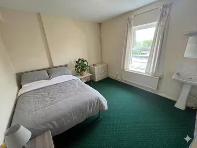 1 bedroom house share for rent in Room 5, Newmarket Road, CB5
