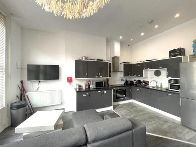 1 bedroom house share for rent in Room 5, Ft 3, 21 Priestgate, Peterborough, PE1 1JL, PE1