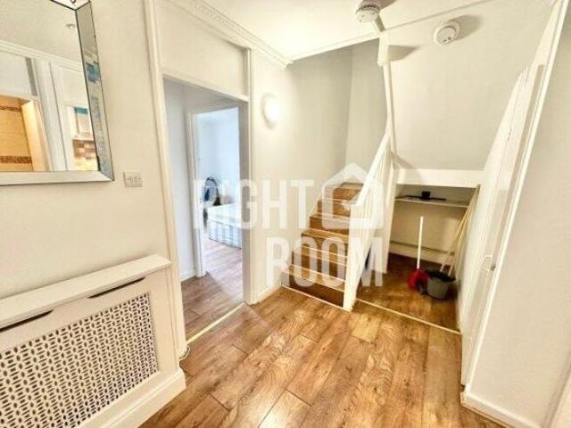 1 bedroom house share for rent in Room 5, Flat 11, Toneborough, NW8