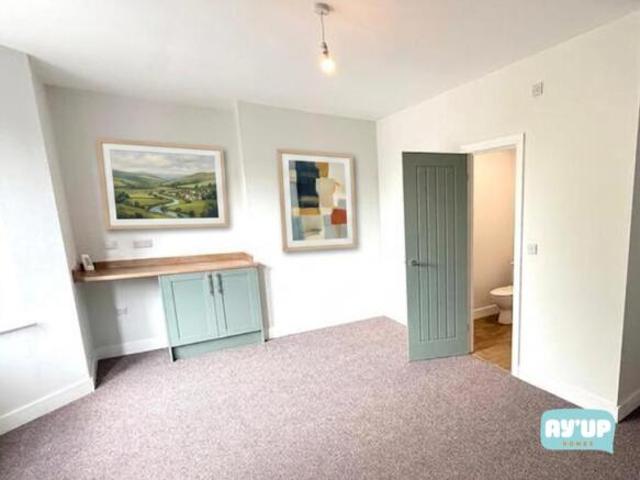 1 bedroom house share for rent in Room 5, 66 Broxholme Lane DN1 2LW, DN1