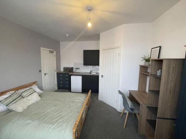 1 bedroom house share for rent in Room 6, Garton End Road, PE1