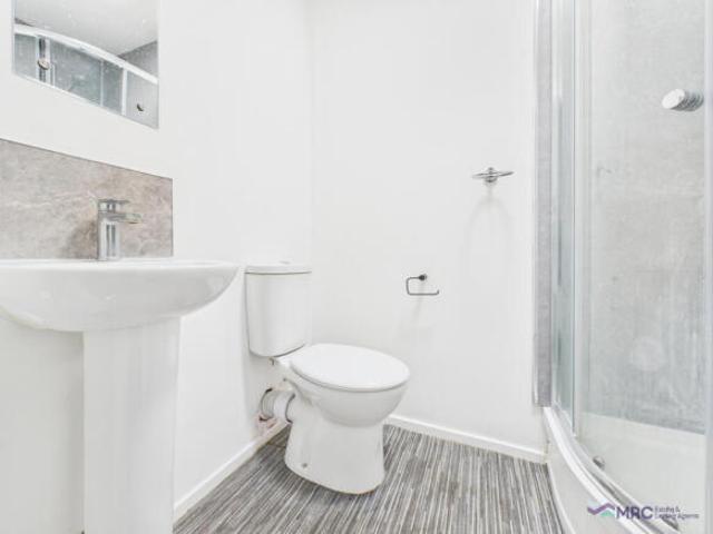 1 bedroom house share for rent in Room 7, The Yorkshireman, HU1, HU2