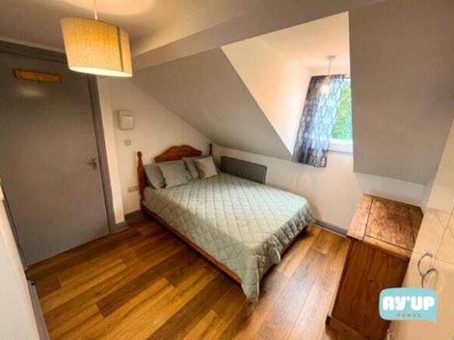 1 bedroom house share for rent in Room 8, 33 Kings Road, DN1 2LU, DN1