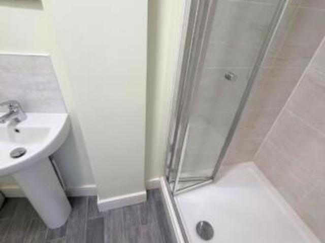 1 bedroom house share for rent in Room 9, Britannia Buildings DN1 1HT, DN1