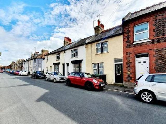 1 bedroom house share for rent in Room 1 Commercial Road Eastbourne BN21