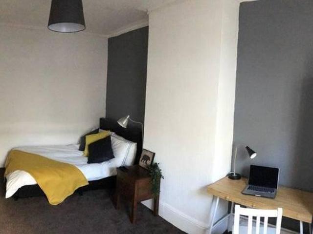 1 bedroom house share for rent in Room 1 Grosvenor Street Cheltenham GL52