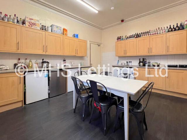 1 bedroom house share for rent in Room 1, 16 Hanover Square, Leeds, LS3 1AP, LS3