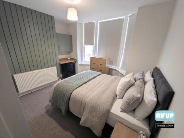 1 bedroom house share for rent in Room 1, 62 Broxholme Lane DN1 2LW, DN1