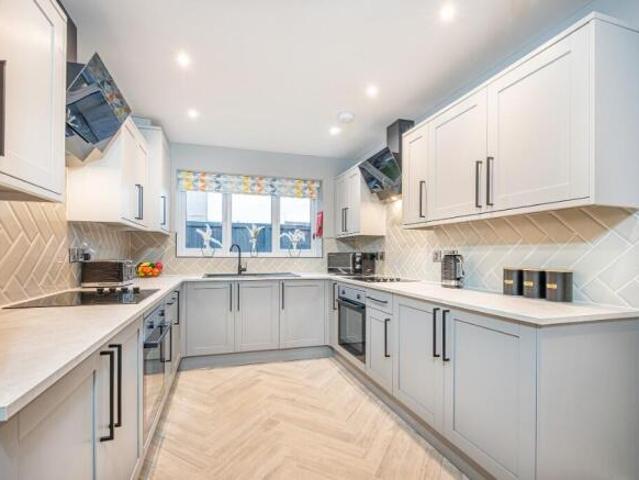 1 bedroom house share for rent in Room 2, 50 Eastcott Hill, Swindon, Wiltshire, SN1