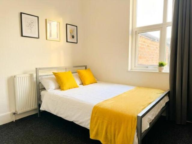 1 bedroom house share for rent in Room 2, 97 Grafton Street, HU5