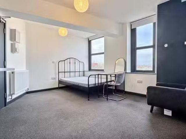 1 bedroom house share for rent in Room 3, Flat 3, Landrose Hou.