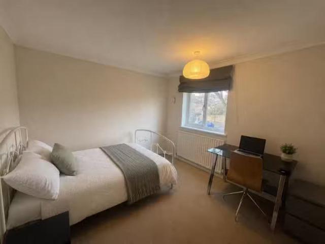 1 bedroom house share for rent in Room 3, Pakenham Close, CB4