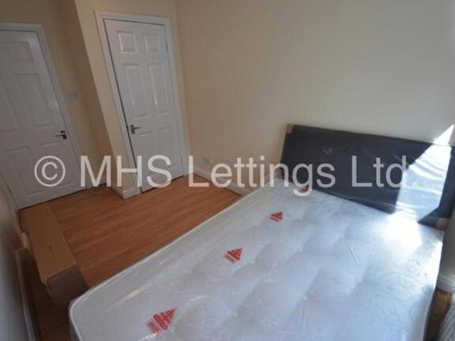 1 bedroom house share for rent in Room 3, 5 High Cliffe, Leeds, LS4 2PE, LS4
