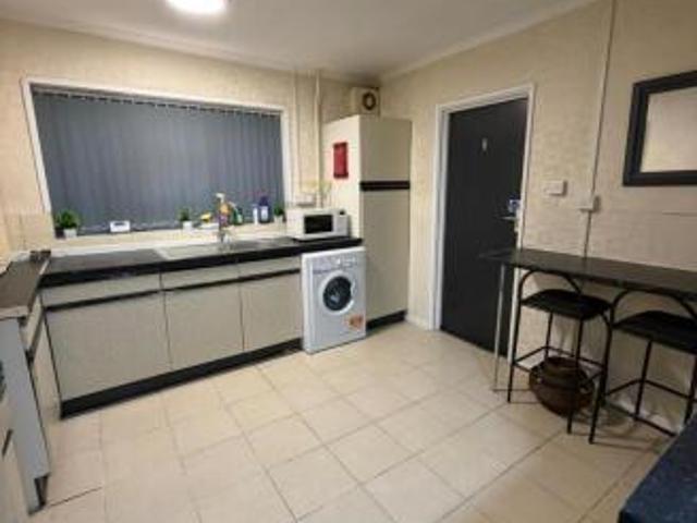 1 bedroom house share for rent in Room Available In B45