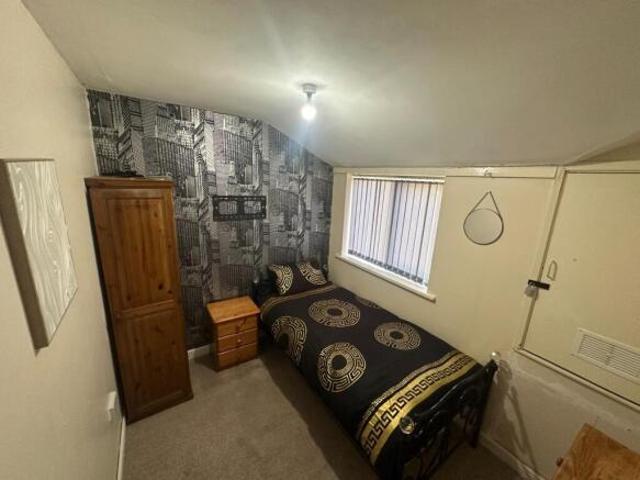 1 bedroom house share for rent in Room available on Bishop Close, Rubery, B45