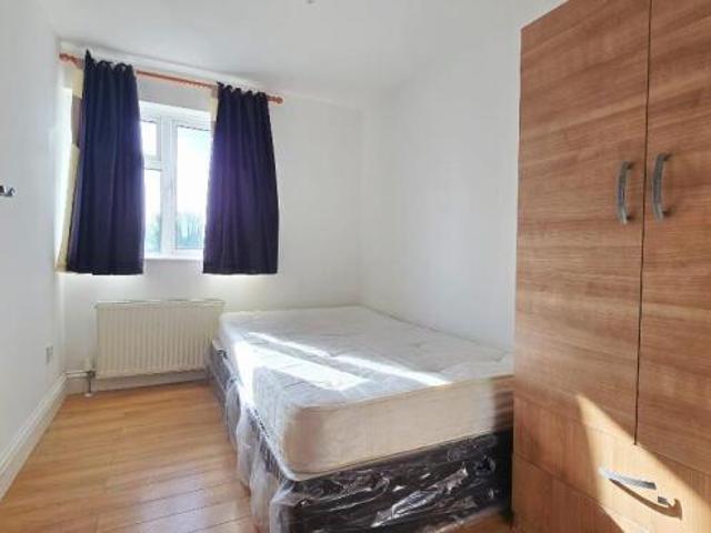 1 bedroom house share for rent in Rosher Close, Stratford, London, E15 1AU, E15