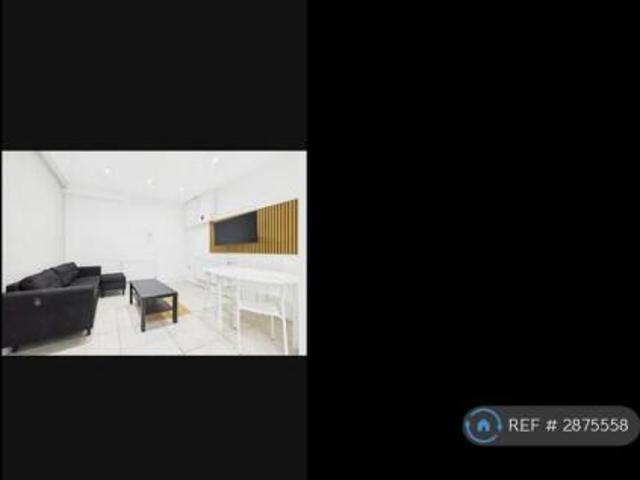 1 bedroom house share for rent in Rhondda St, Swansea, SA1