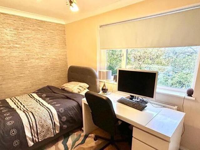 1 Bedroom House Share For Rent In Rivington Crescent, London