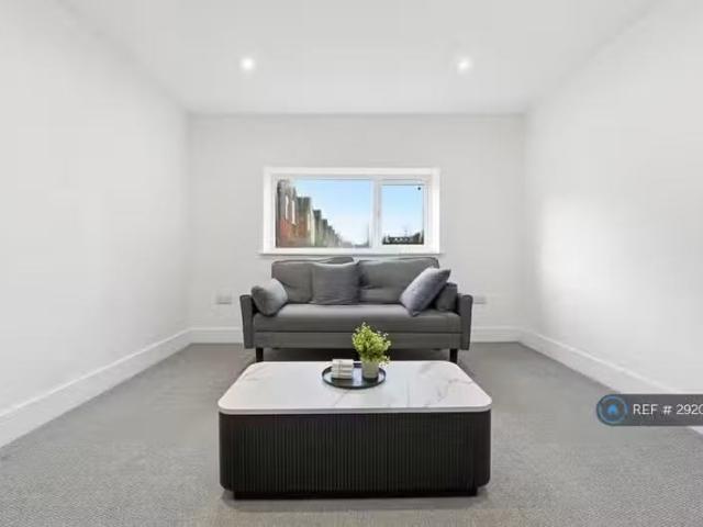 1 bedroom house share for rent in Richmond Road, Crewe, CW1