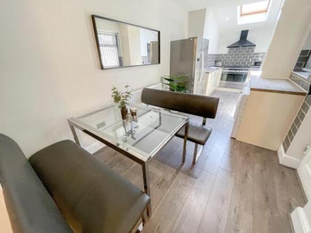 1 bedroom house share for rent in Ridley Road, L6 6DN, L6