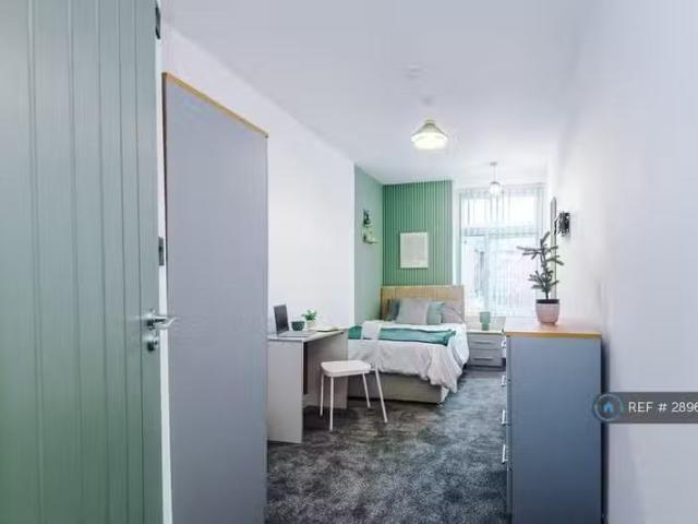 1 bedroom house share for rent in Russell St, Bolton, BL1