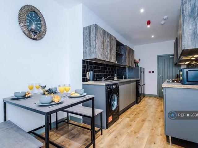 1 bedroom house share for rent in Russell St, Bolton, BL1
