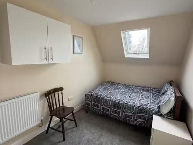 1 bedroom house share for rent in Woeley Castle, Woeley Square.