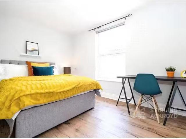 1 bedroom house share for rent in Waterloo Road, Aldershot, Ha.