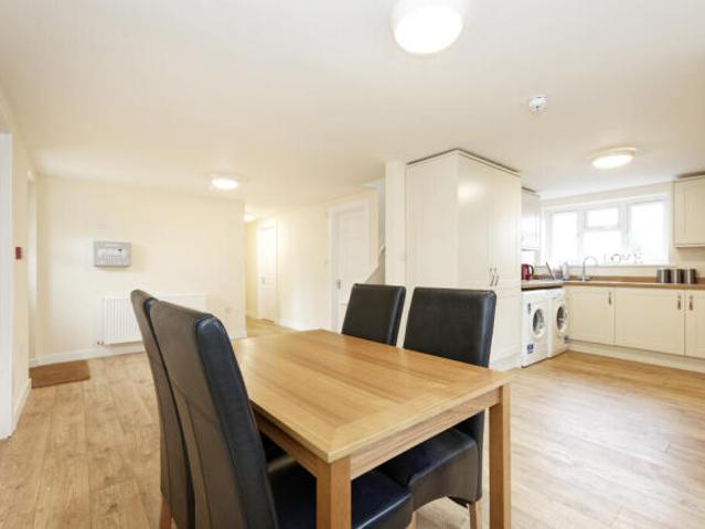1 bedroom house share for rent in Waltham Avenue, Guildford, GU2