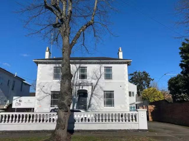 1 bedroom house share for rent in Warwick New Road, CV32